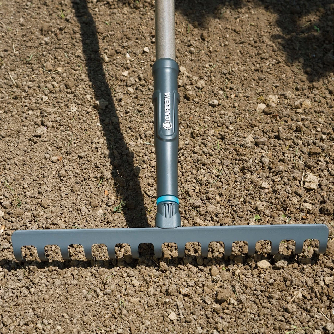 Welke hark voor welke klus? De juiste hark voor jouw tuin ...